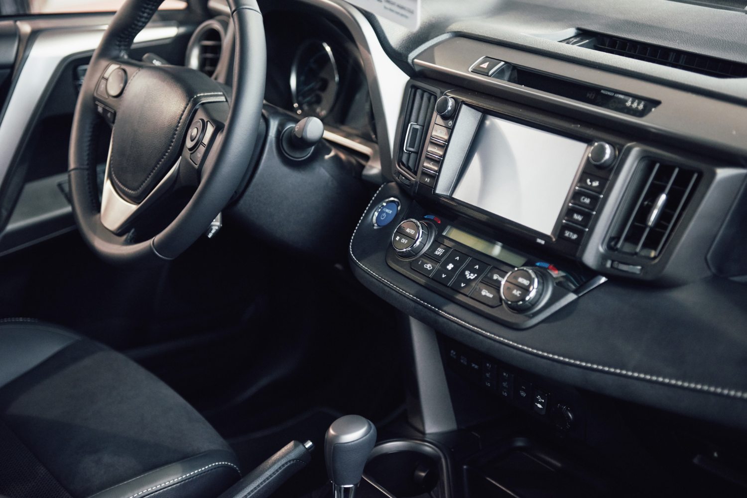 How Do You Remove a Car Stereo Without Damage - Carlos repairs