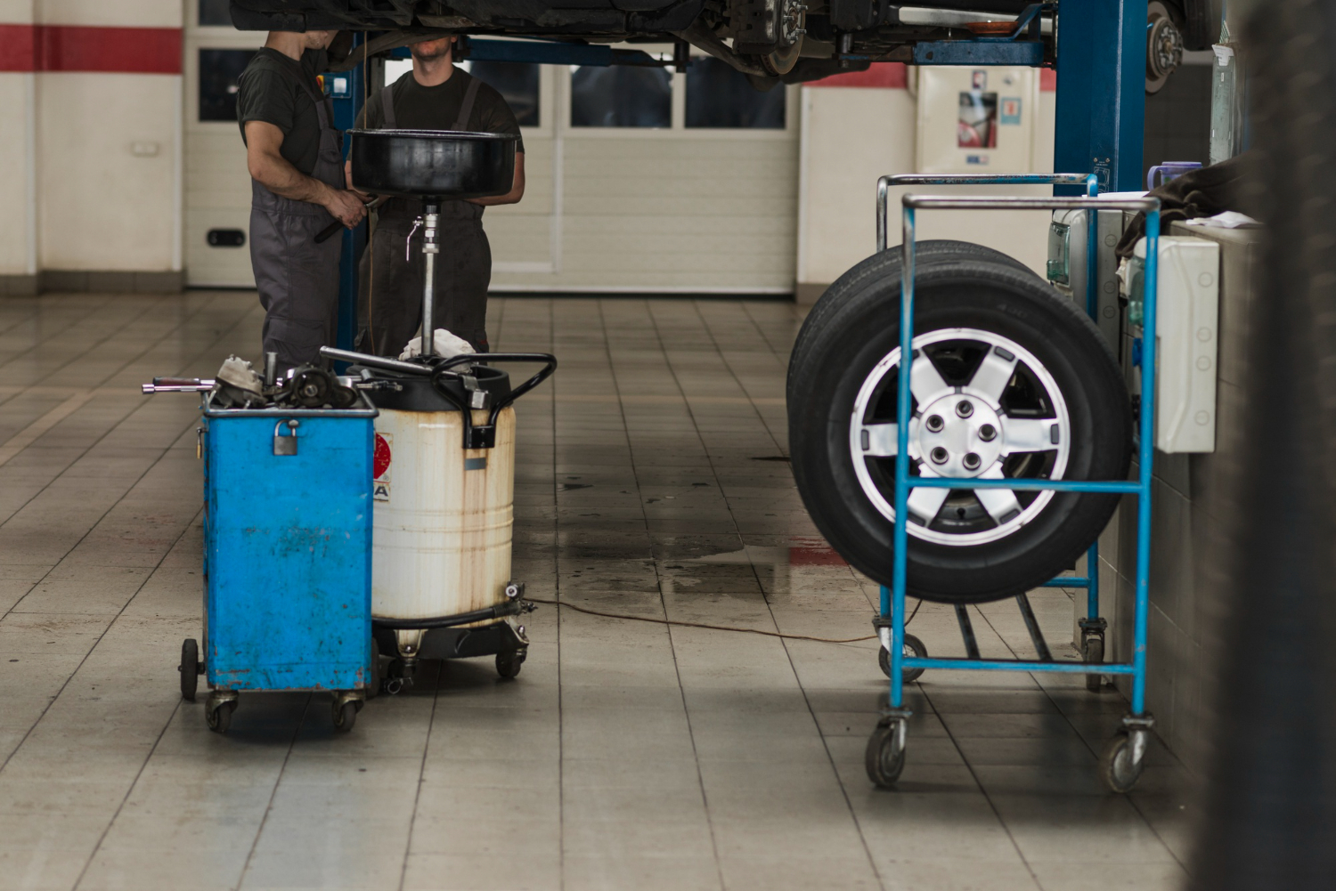 What Is the Difference Between Wheel Alignment and Balancing?